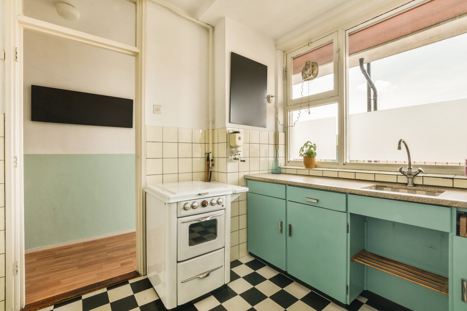 Kitchen DIY Ideas - Correct Kitchen DIY or DIFY Ideas in Dubai